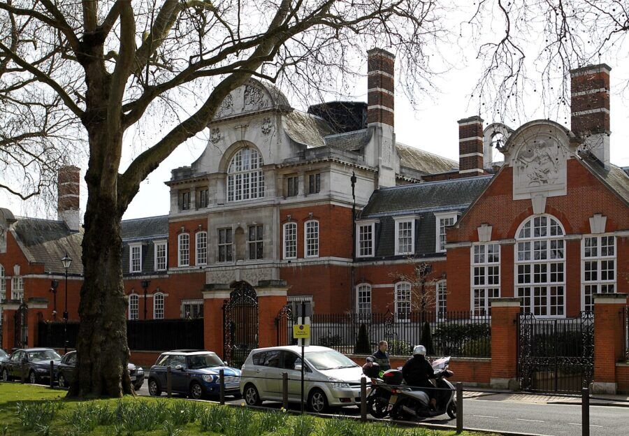 Top 100 Independent Schools in the UK (2026 Edition) - Exam Papers Plus